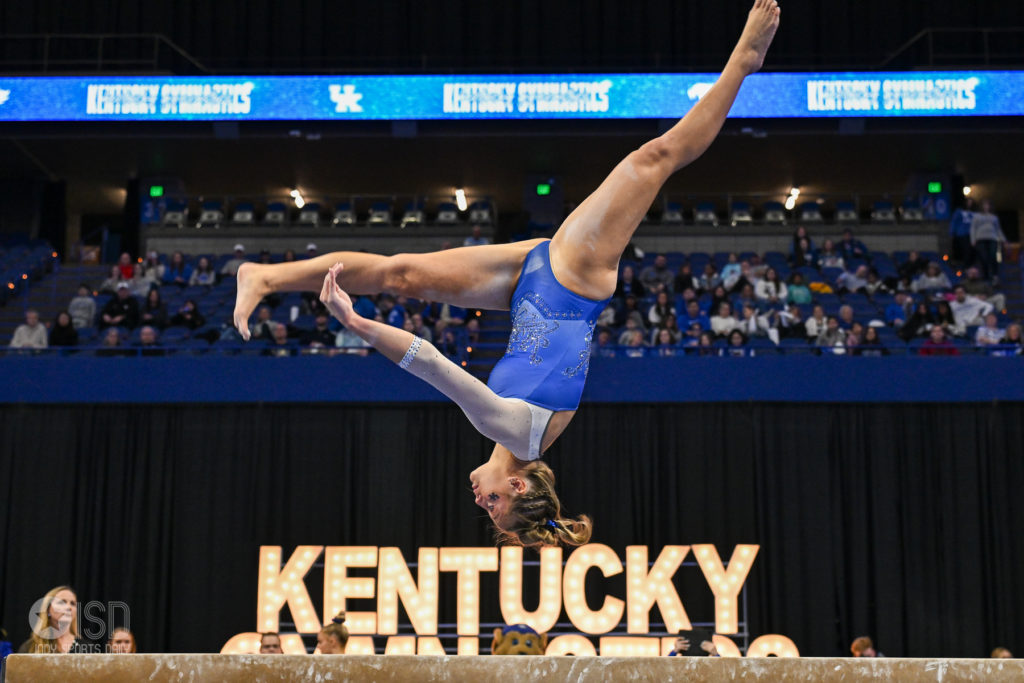 Kentucky rallies past Missouri with incredible floor rotation